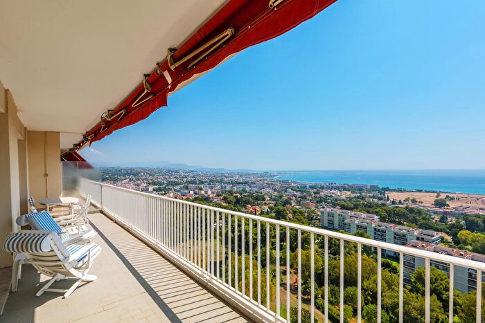 Appartement à vendre - Cagnes-sur-Mer, Saint-Véran, Le Loup - 5 pièces - 3 chambres