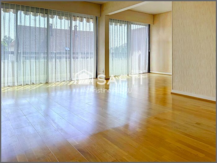 Pontarlier, Les Tours, Bois de Doubs : Appartement 4 pièces à vendre