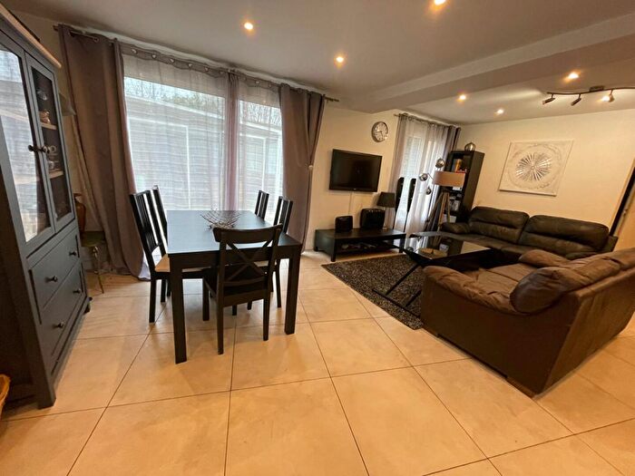 Maison 5 pièces à vendre à Champseru