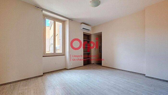 Appartement à louer - Nord, Prades - 2 pièces - 1 chambre