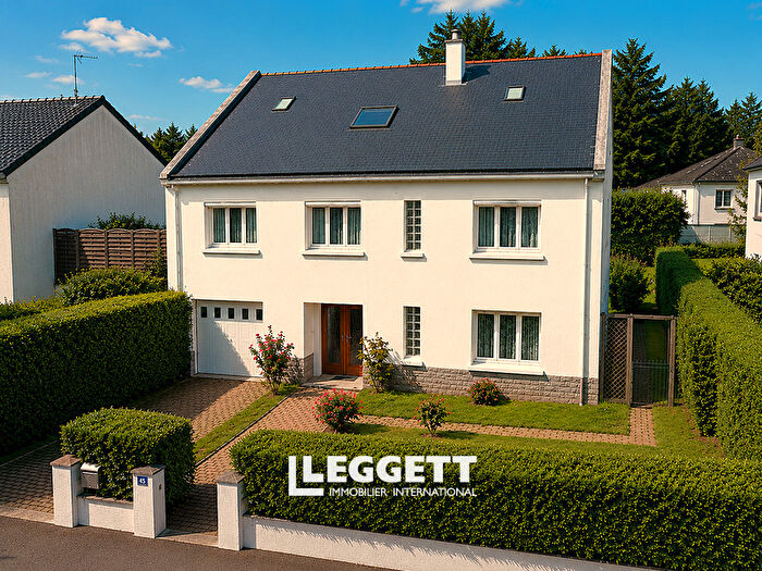 Maison 8 pièces à vendre à La Chapelle-sur-Erdre, Centre-ville, Gare, Chêne Vert