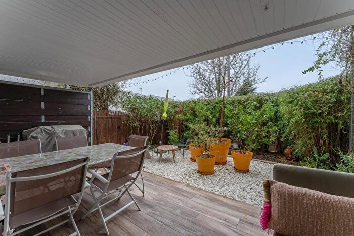 Appartement à vendre - Saint-Médard-en-Jalles, Caupian, Cérillan, Hastignan, Issac - 3 pièces - 2 chambres