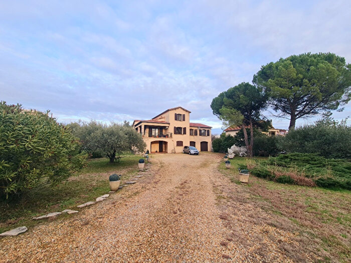 Maison à vendre - Alès, Bruèges, Croupillac, Clavières, Chantilly - 7 pièces - 5 chambres