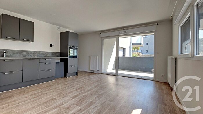Appartement 2 pièces à Theix, à vendre
