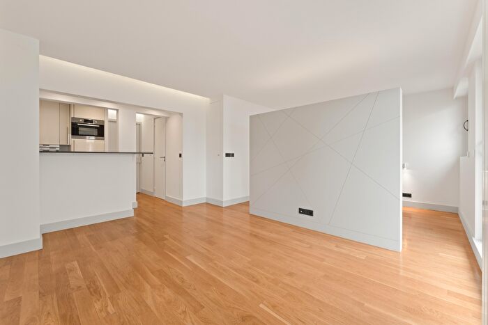Paris 18ème, Montmartre, Sacré Coeur, Abbesses - Appartement 2 pièces à vendre