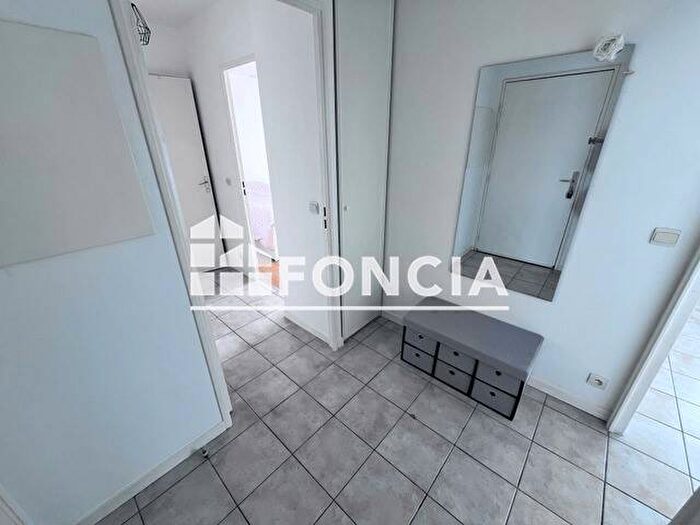 Appartement à louer - Les Hauldres Ouest, Moissy-Cramayel - 2 pièces - 1 chambre