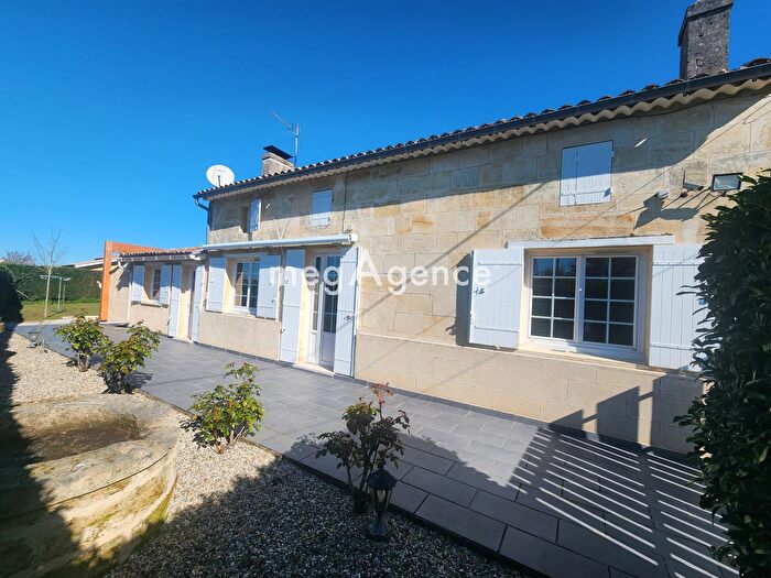 Maison à vendre - Saint-André-de-Cubzac - 8 pièces - 5 chambres