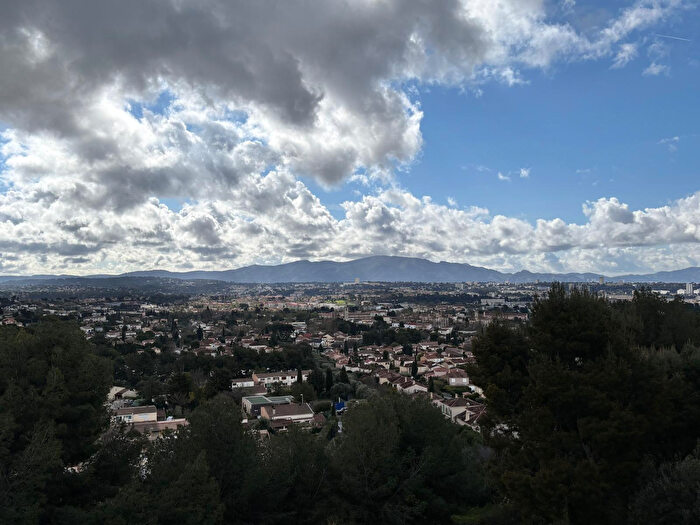 Appartement à vendre - Marseille e , Palama - 5 pièces - 4 chambres