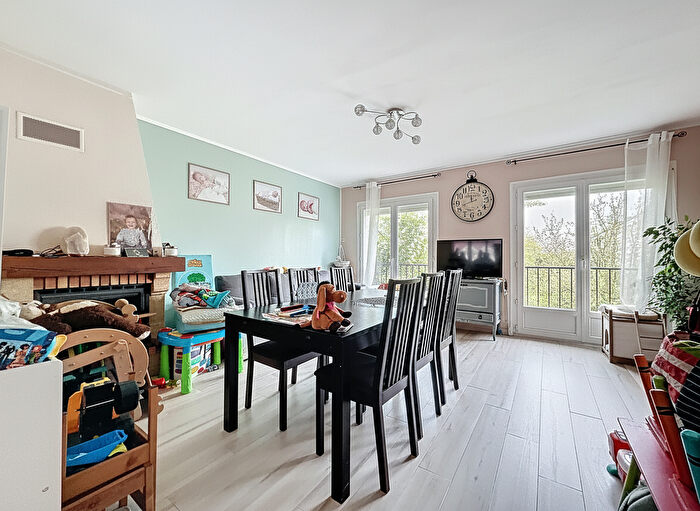 Maison à vendre - Maurepas, Centre-ville, Malmedonne - 4 pièces - 4 chambres