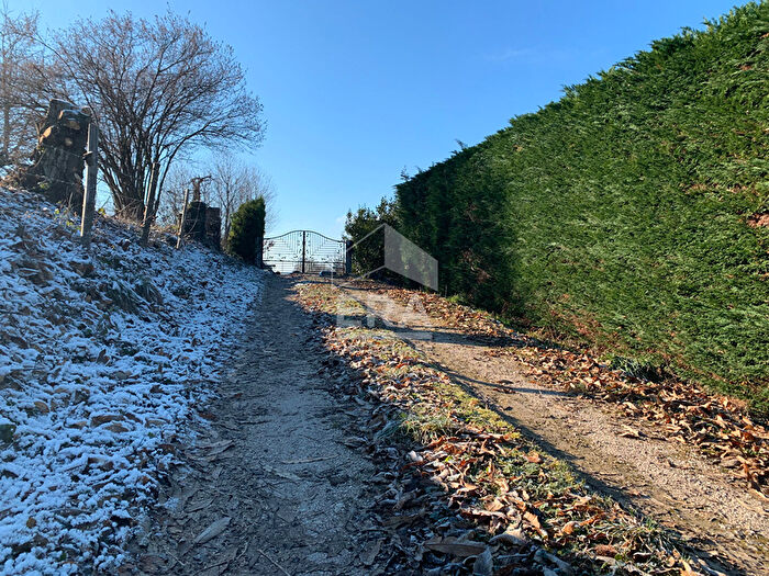 Maison à vendre - Virieu - 4 pièces - 3 chambres