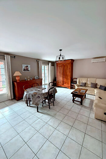Maison à vendre - Vergèze - 5 pièces - 2 chambres