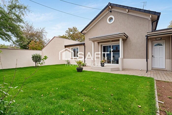 Maison à vendre - Gagny, Plateau, Franceville - 5 pièces - 3 chambres