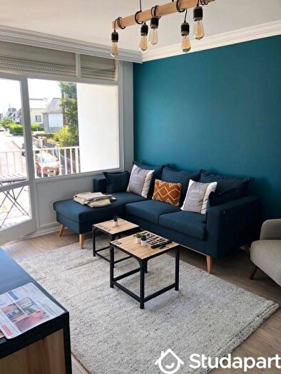 Appartement à louer - Plateau Central, Saint-Brieuc - 1 pièce - 2 chambres
