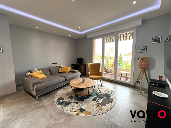 Appartement à vendre - Nice, Cimiez - 3 pièces - 2 chambres