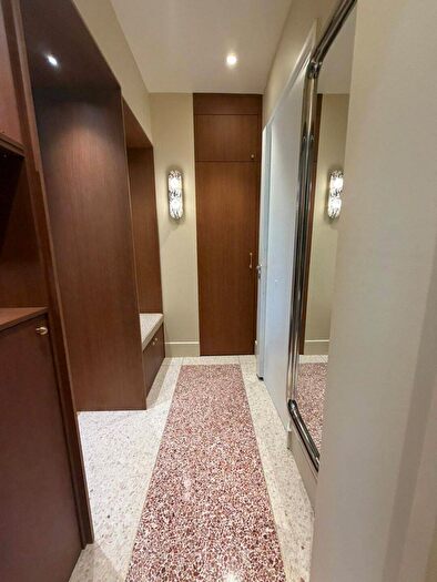 Appartement à louer - Gros Caillou, Paris ème arrondissement - 2 pièces - 1 chambre