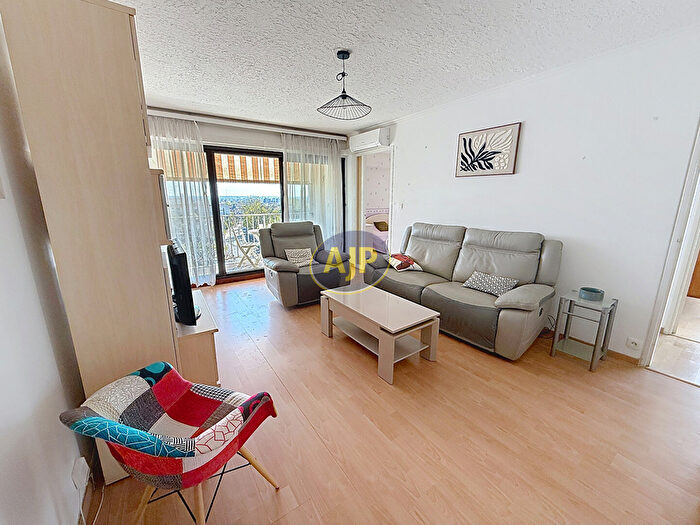 Appartement à louer - Mérignac, Le Jard - 4 pièces - 3 chambres