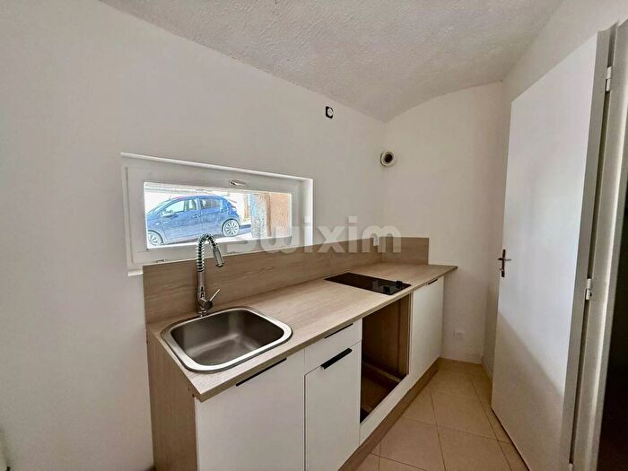 Appartement à louer - Les Chaumes, Avallon - 1 pièce
