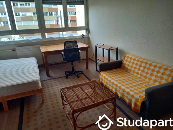 Appartement à louer - Esplanade Nord Est, Strasbourg - 1 pièce - 1 chambre
