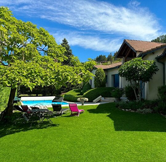 Maison à vendre - Die - 8 pièces - 5 chambres