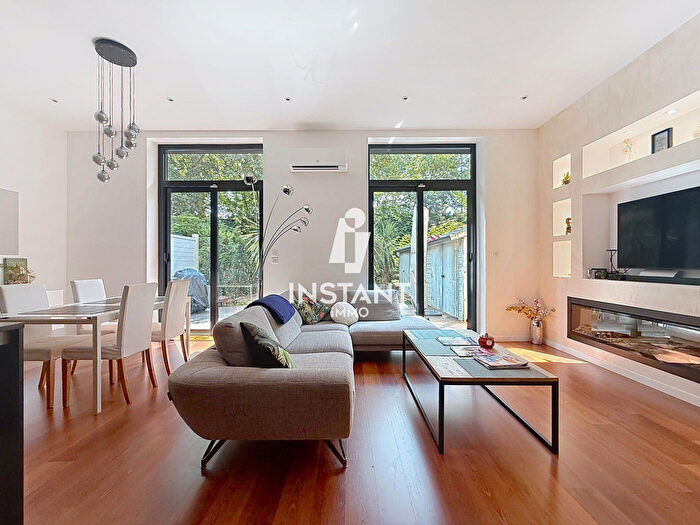 Maison 7 pièces à vendre à Saint-Maurice, Gravelle, Hôpital