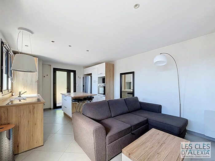 Maison 2 pièces à Trévoux, à louer