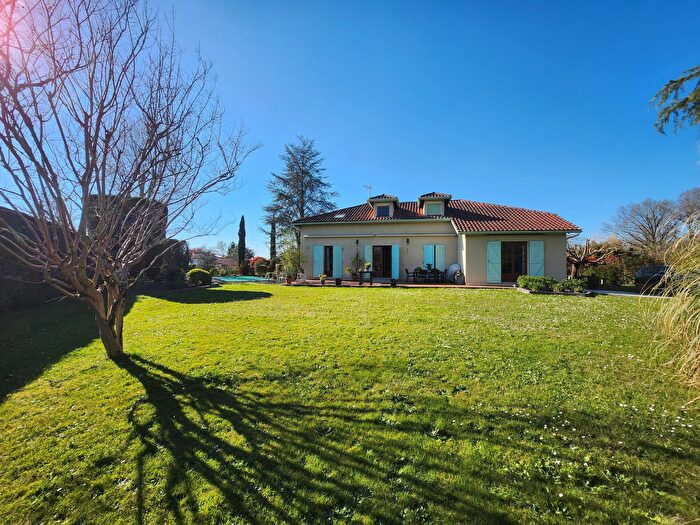 Maison à vendre - Monguilhem - 10 pièces - 4 chambres