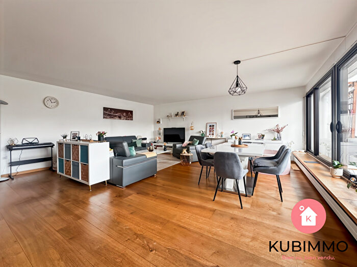 Appartement à vendre - Champs-sur-Marne, Le Nesles - 5 pièces - 3 chambres