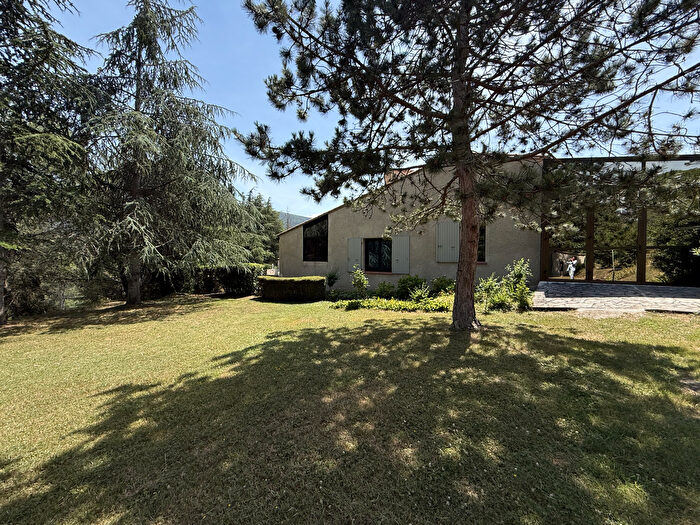 Saint-Polycarpe : Maison 9 pièces à vendre