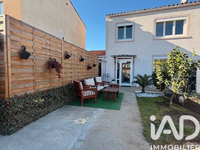 Maison à vendre - Cuxac-dAude - 5 pièces - 4 chambres