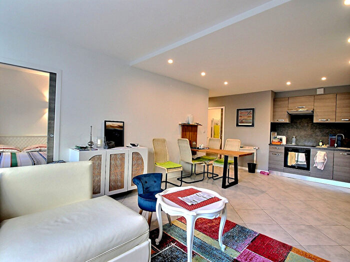 Appartement 2 pièces à Avignon, Magnanen, Teinturiers, à vendre
