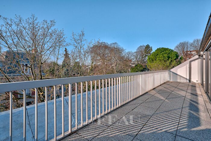 Appartement à louer - Saint-Cloud, Montretout, Coutureau - 6 pièces - 4 chambres