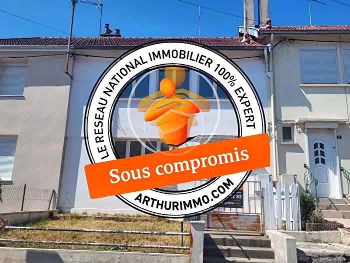 Maison à vendre - Chauny, Saint-Siméon - 6 pièces - 3 chambres