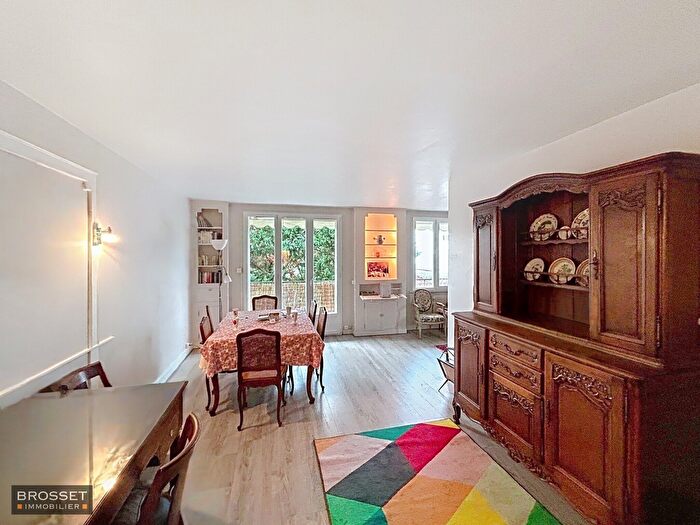 Appartement à vendre - Tours, Cathédrale - 4 pièces - 2 chambres