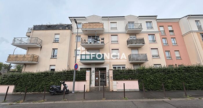 Vigneux-sur-Seine, Gros Buisson, Gare : Appartement 2 pièces à vendre