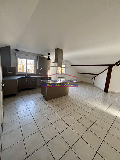 Appartement à vendre - Coulommiers - 4 pièces - 3 chambres