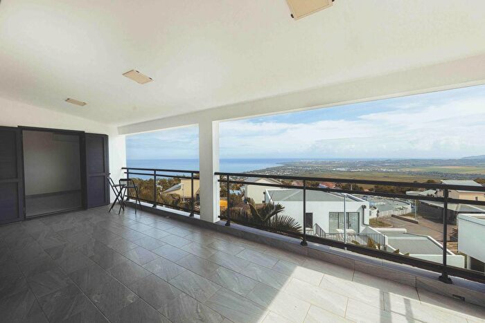 Maison à vendre - Saint-Paul, Grande Fontaine, Bois Rouge - 5 pièces