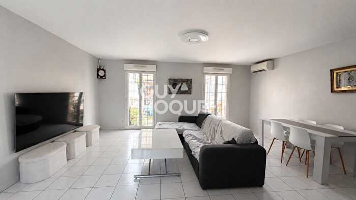 Maison 5 pièces à Saint-Denis, Floréal, Saussaie, Courtille, à vendre