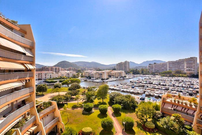 Cannes Marina-La Roubine, Mandelieu-la-Napoule : Appartement 1 pièce à louer
