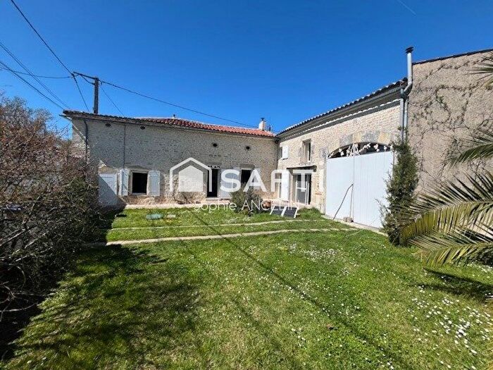 Maison à vendre - Ranville-Breuillaud - 6 pièces - 4 chambres
