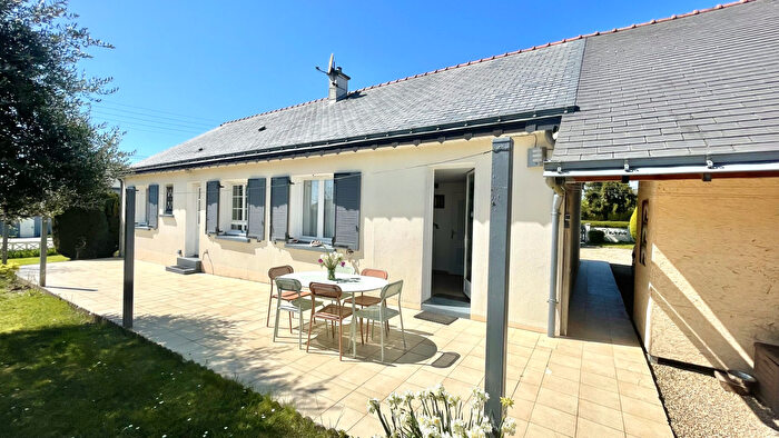 Maison à vendre - Saint-Clément-de-la-Place - 5 pièces - 3 chambres