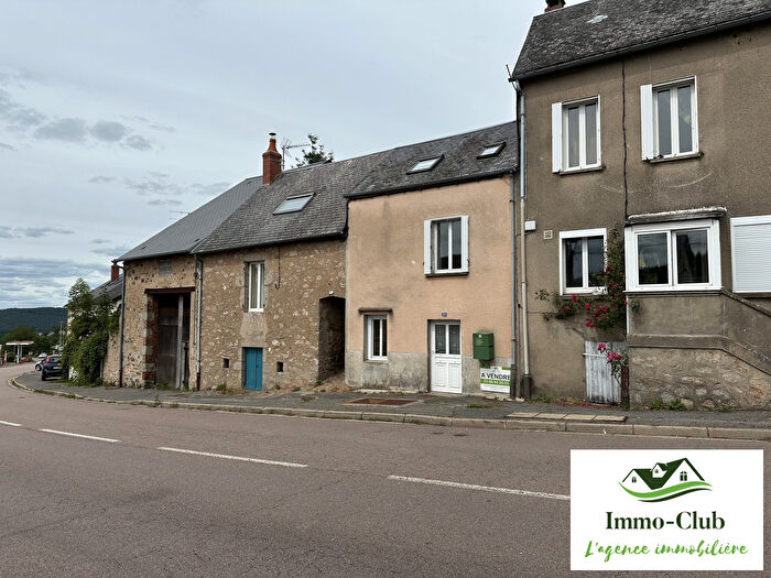 Maison 2 pièces à Château-Chinon Ville, à vendre