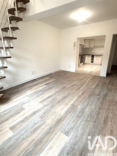 Appartement à louer - Le Val - 3 pièces - 1 chambre