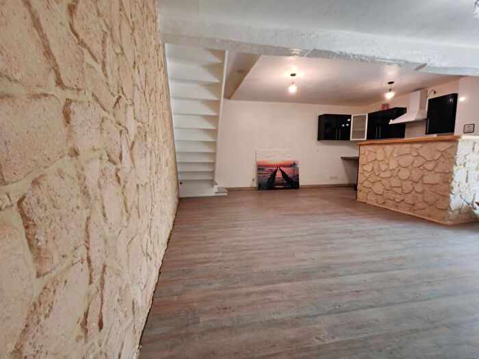 Maison 5 pièces à vendre à Sainte-Radegonde
