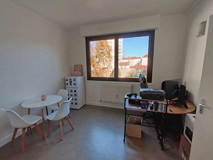 Appartement 2 pièces à vendre à Roanne, Centre-ville, Varenne