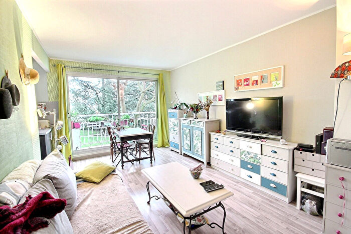 Appartement à vendre - Fresnes, Berny, Tourvoie - 4 pièces - 3 chambres