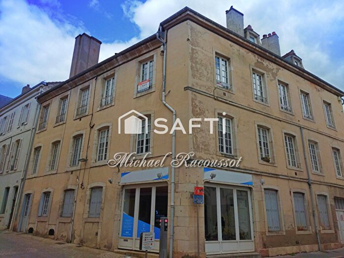 Chalon-sur-Saône, Centre-ville : Appartement 5 pièces à vendre