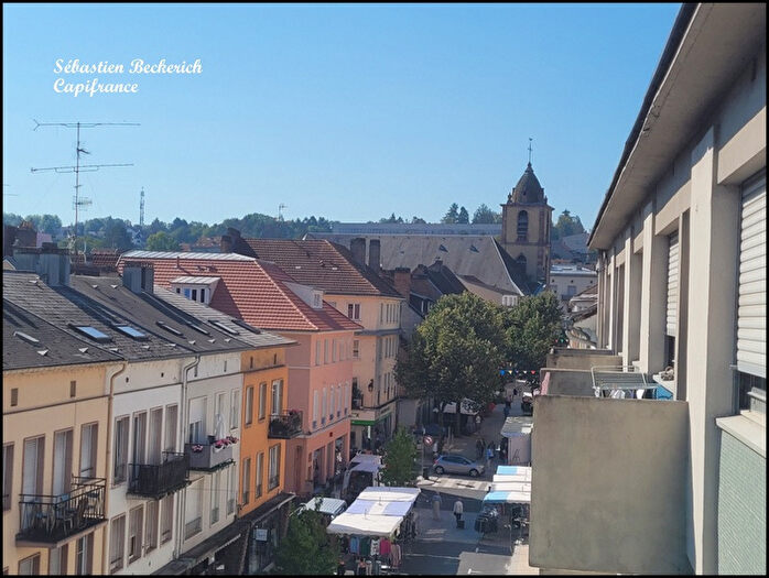 Appartement à vendre - Sarreguemines, Centre-ville - 4 pièces - 2 chambres