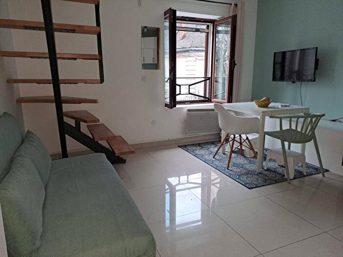 Appartement à louer - General de Gaulle-Iles, Montfermeil - 2 pièces - 1 chambre