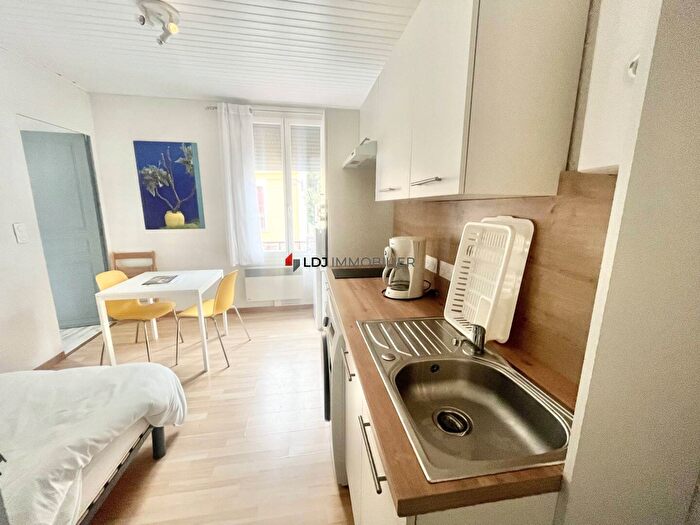 Appartement à louer - Amélie-les-Bains-Palalda - 1 pièce