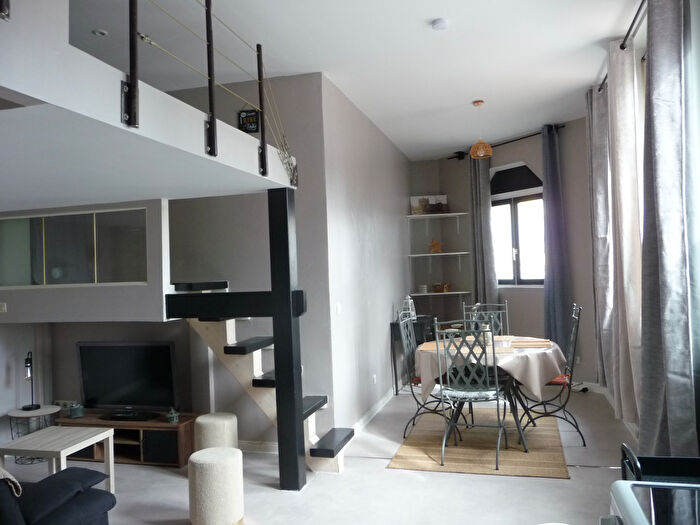 Appartement à vendre - Montrond-les-Bains - 2 pièces - 1 chambre